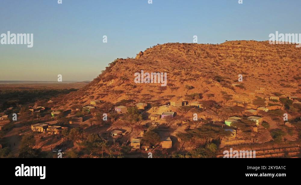 Somalia village Stock Videos & Footage - HD and 4K Video Clips - Alamy