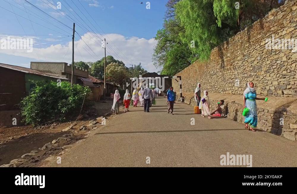 Ethiopia Gondar Marketplace street scene in Mekelle poverty village ...