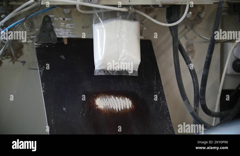 Crystal production Stock Videos & Footage - HD and 4K Video Clips - Alamy