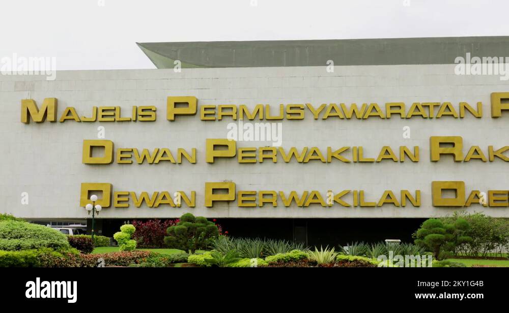 Building names Stock Videos & Footage - HD and 4K Video Clips - Alamy