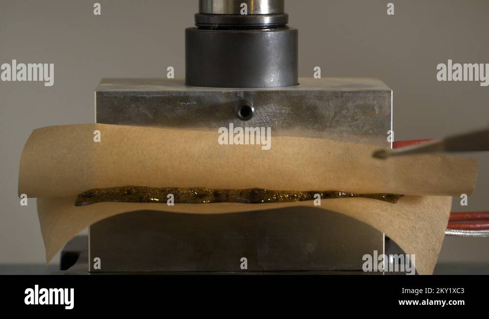 Dab tool Stock Videos & Footage - HD and 4K Video Clips - Alamy
