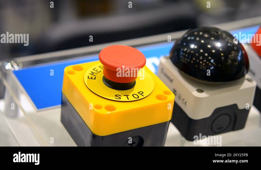 Round stop button Stock Videos & Footage - HD and 4K Video Clips - Alamy