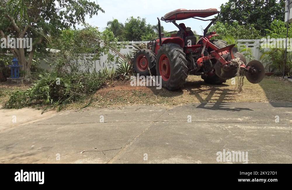 Drive the tractor Stock Videos & Footage - HD and 4K Video Clips - Alamy