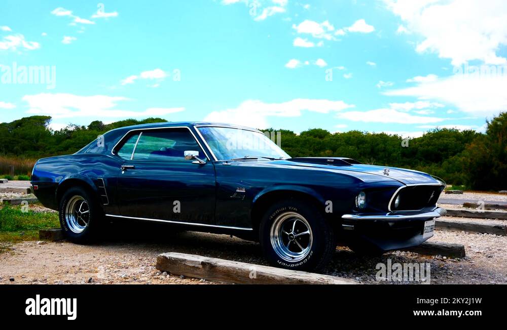 Legendary oldtimer Stock Videos & Footage - HD and 4K Video Clips - Alamy