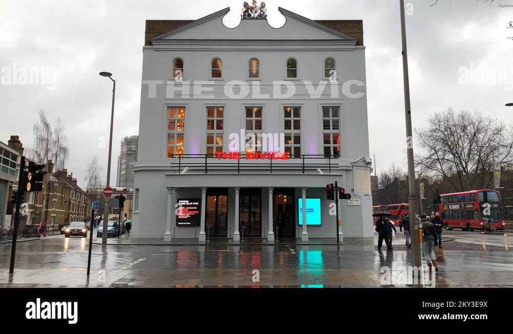 Uk theatre exterior Stock Videos & Footage - HD and 4K Video Clips - Alamy