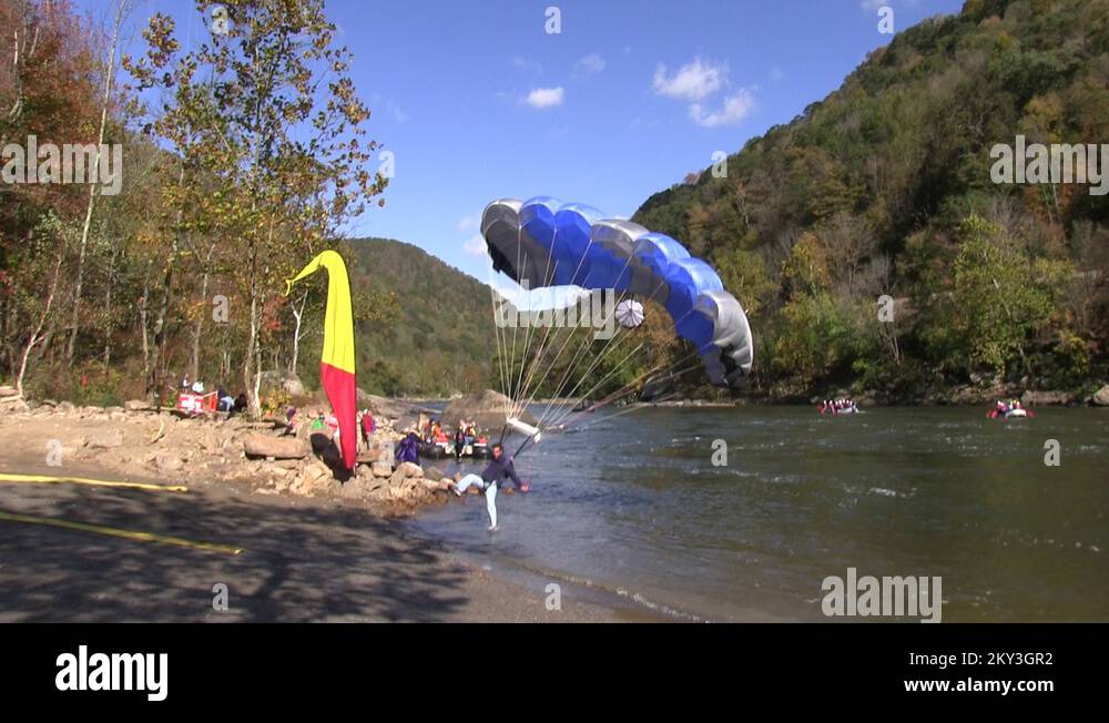 Parachute water landing Stock Videos & Footage - HD and 4K Video Clips ...