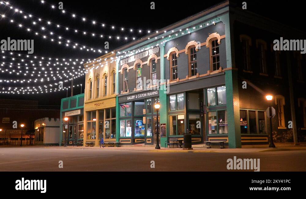 Historic storefronts Stock Videos & Footage - HD and 4K Video Clips - Alamy
