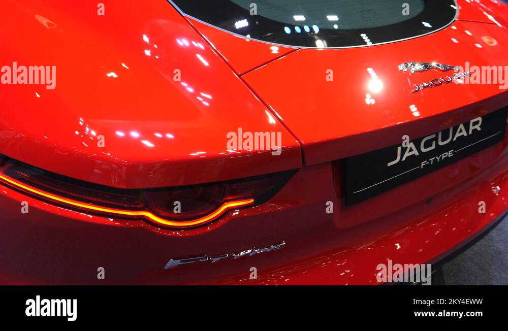 Show your style logo Stock Videos & Footage - HD and 4K Video Clips - Alamy