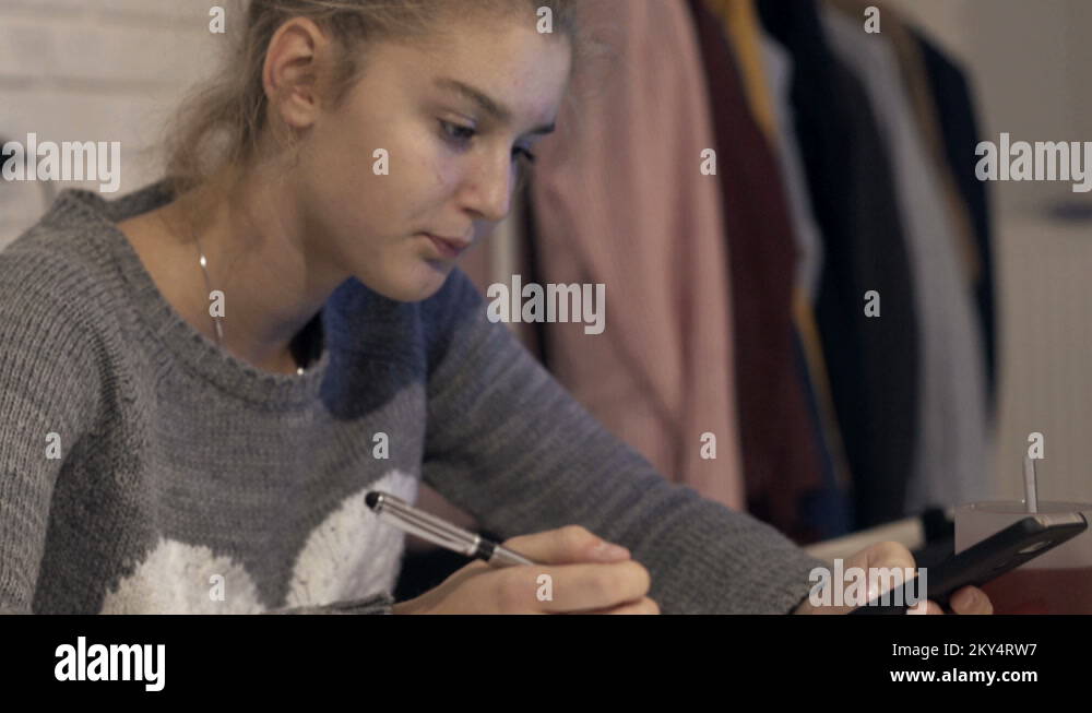 Calculating student Stock Videos & Footage - HD and 4K Video Clips - Alamy