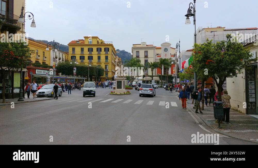 Sorrento square Stock Videos & Footage - HD and 4K Video Clips - Alamy