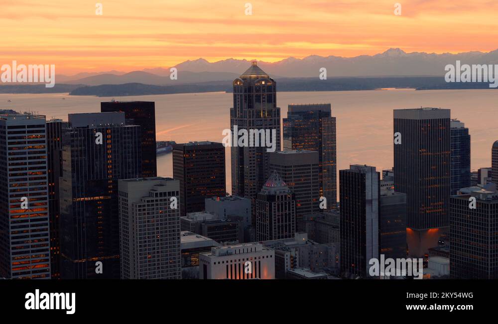Seattle skyline tower mountain sunset Stock Videos & Footage - HD and ...