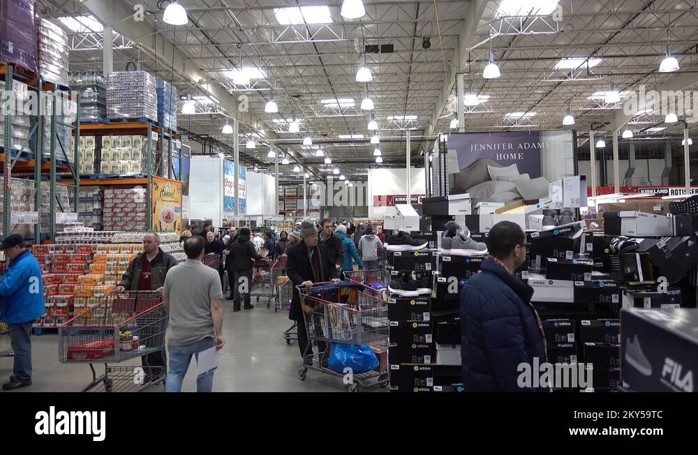 Chain of hypermarket usa Stock Videos & Footage - HD and 4K Video Clips ...