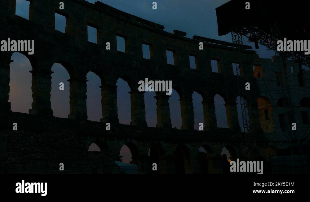 Roman amphitheatre gladiator arena Stock Videos & Footage - HD and 4K ...