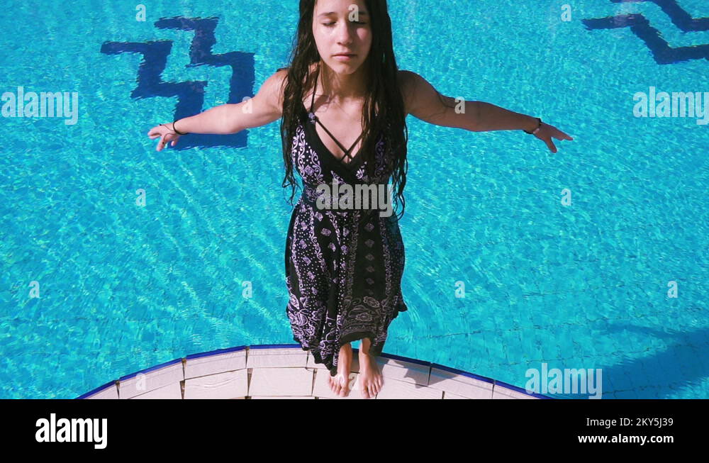 Falling girl dress Stock Videos & Footage - HD and 4K Video Clips - Alamy