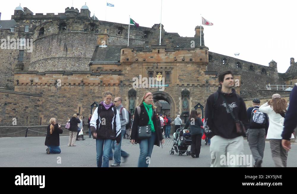 Edinburgh castle historic entrance Stock Videos & Footage - HD and 4K ...