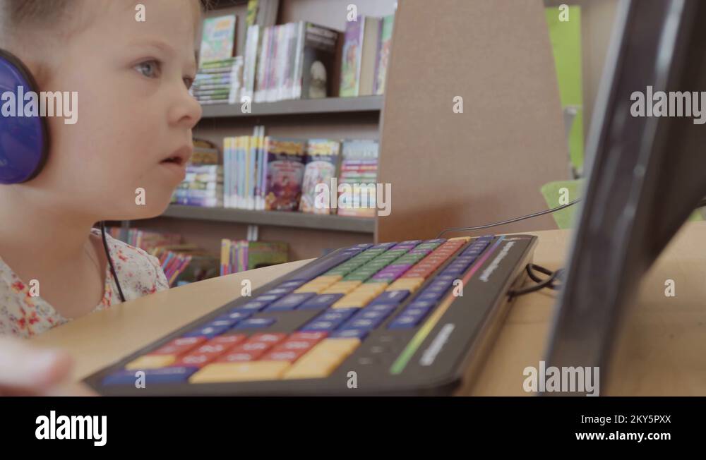 Children library computer Stock Videos & Footage - HD and 4K Video ...