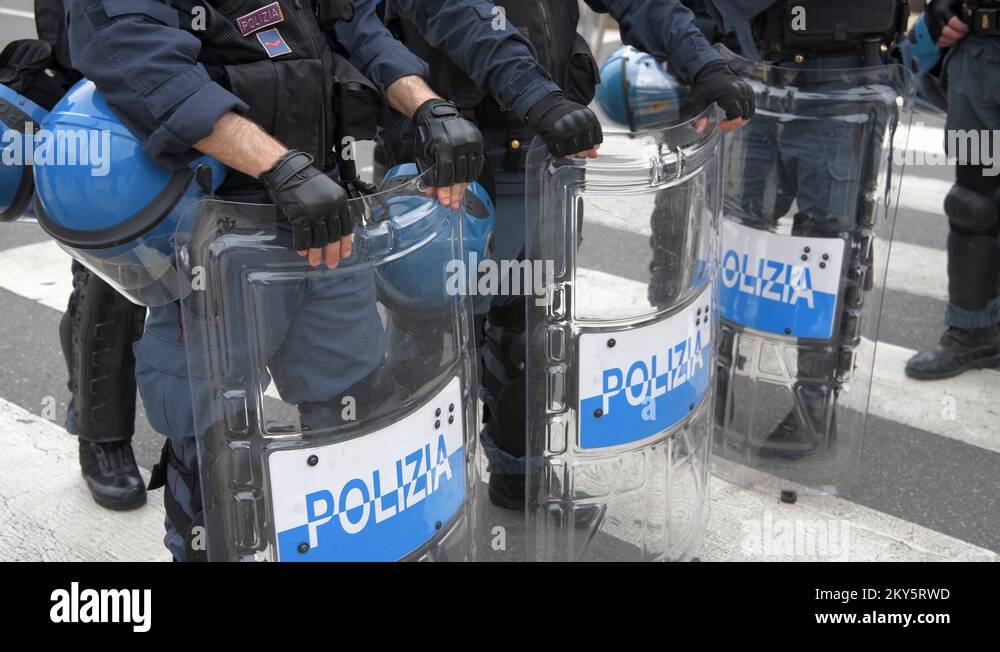 Police riot shields Stock Videos & Footage - HD and 4K Video Clips - Alamy