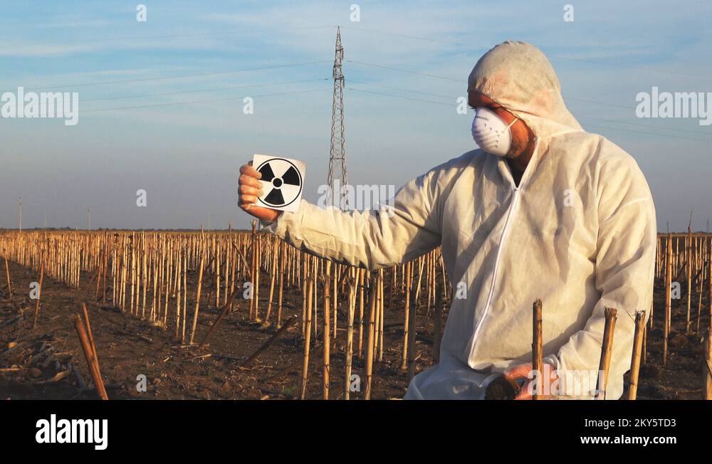 Soil scientist Stock Videos & Footage - HD and 4K Video Clips - Alamy