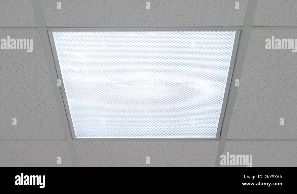 Column drop Stock Videos & Footage - HD and 4K Video Clips - Alamy