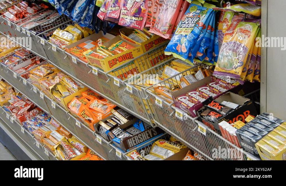 Chocolate bar packet Stock Videos & Footage - HD and 4K Video Clips - Alamy