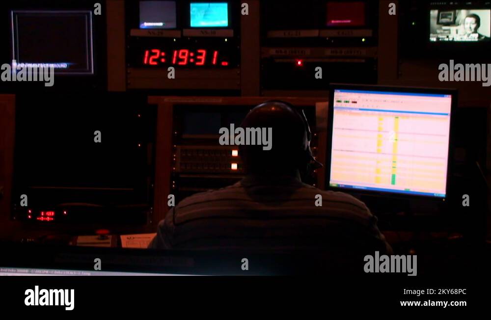 Live tv studio Stock Videos & Footage - HD and 4K Video Clips - Alamy