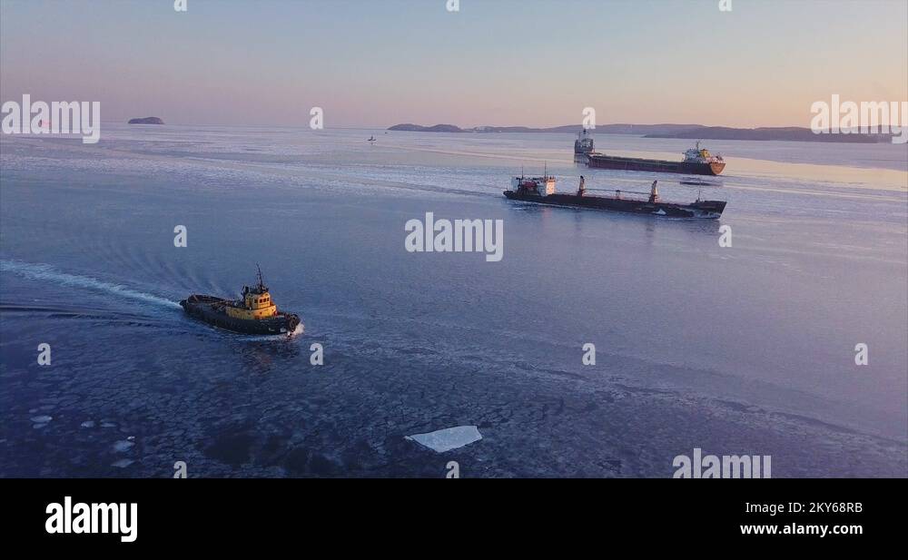Ice barge Stock Videos & Footage - HD and 4K Video Clips - Alamy