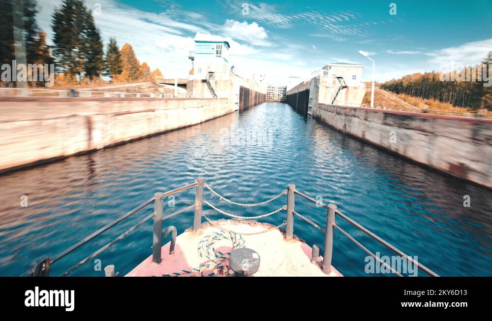 Barrage gates Stock Videos & Footage - HD and 4K Video Clips - Alamy