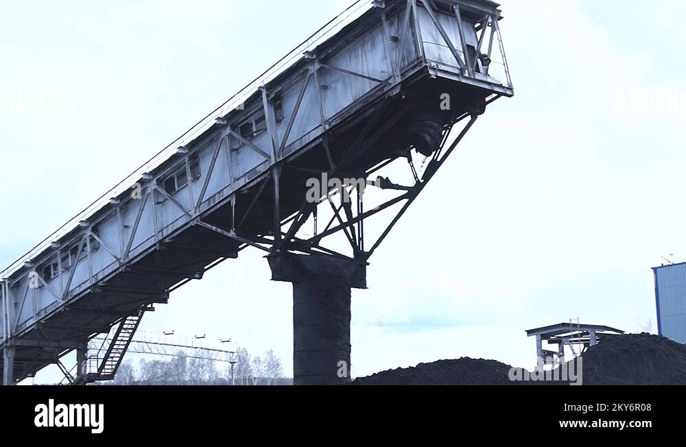 Coal extraction technology Stock Videos & Footage - HD and 4K Video ...