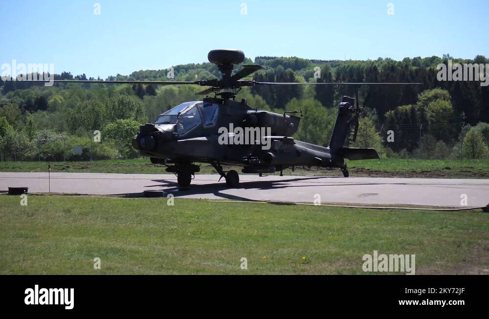 AH-64 Apache ground running on flight line Stock Video Footage - Alamy
