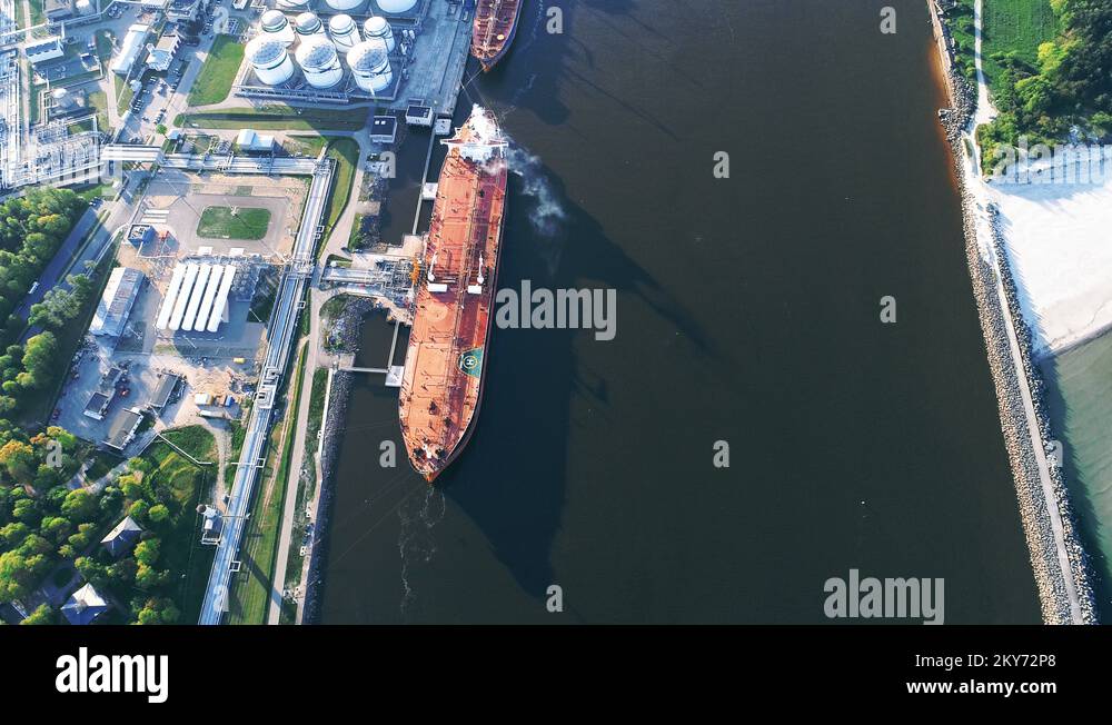 Oil tanker ship docked port Stock Videos & Footage - HD and 4K Video ...