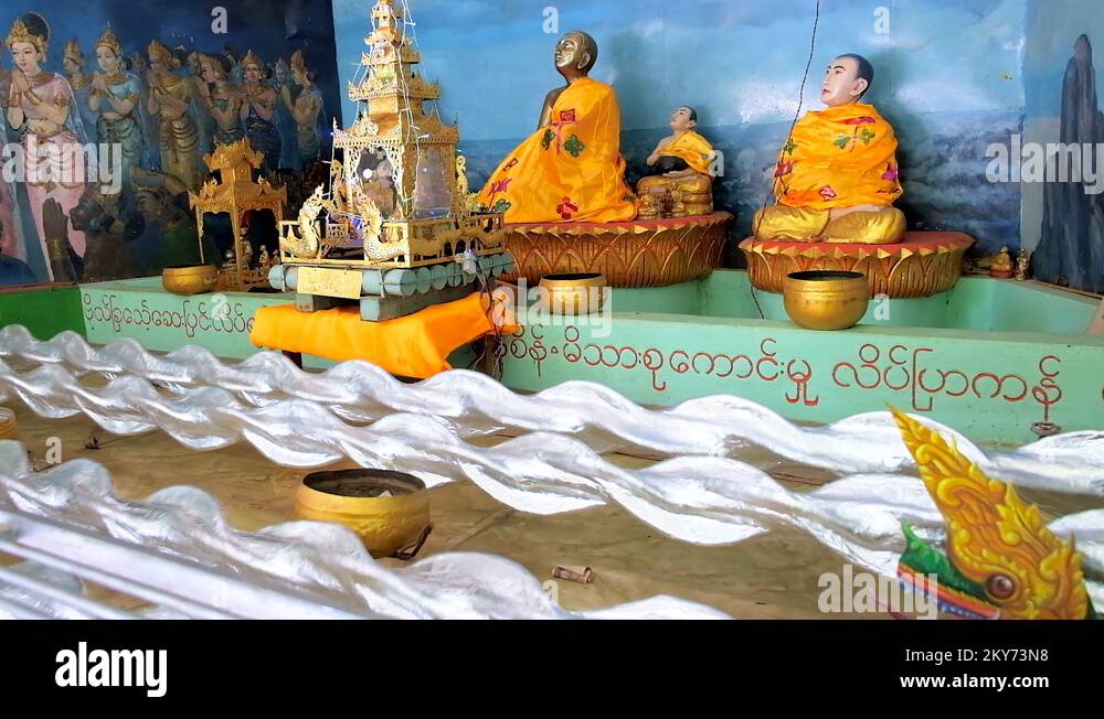 Temple installation Stock Videos & Footage - HD and 4K Video Clips - Alamy