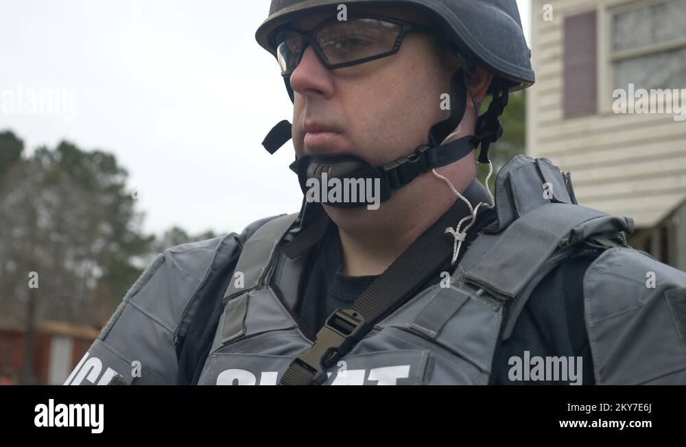 Tactical action officer Stock Videos & Footage - HD and 4K Video Clips ...