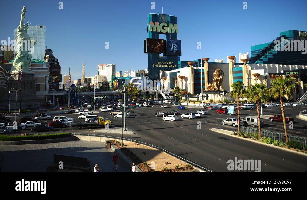 Time Lapse of Cars Traffic on Las Vegas Strip Intersection People ...