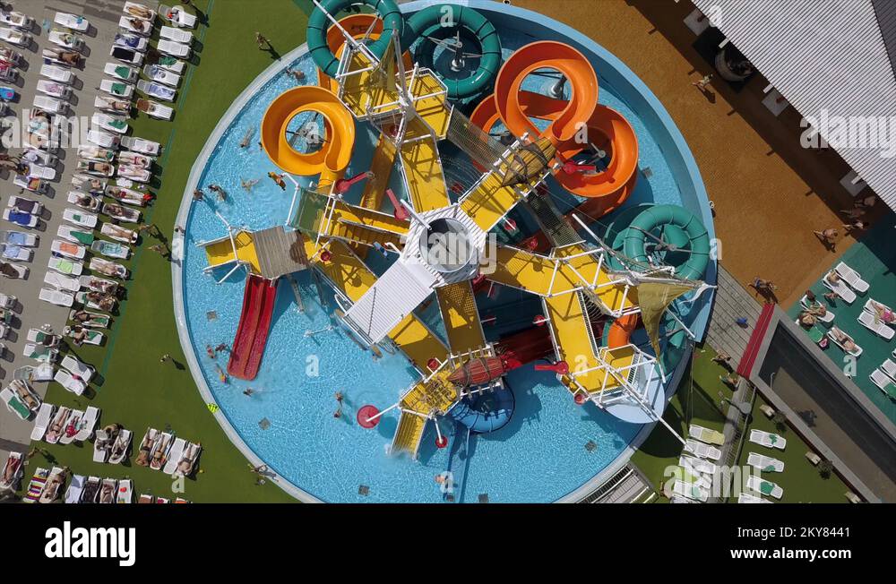 Waterpark swimming pool Stock Videos & Footage - HD and 4K Video Clips ...