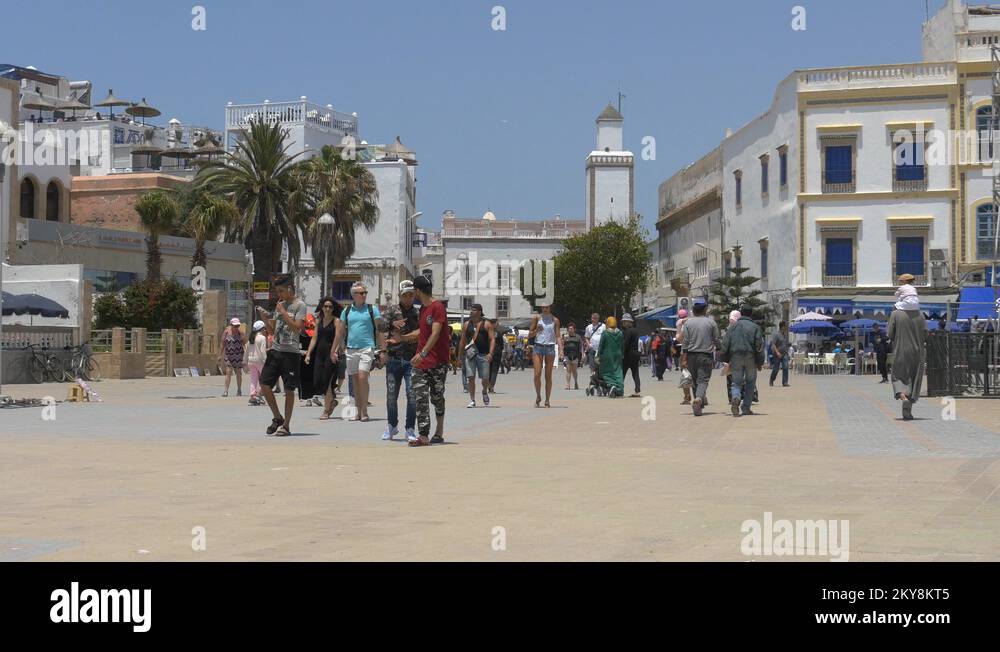 Essaouira square Stock Videos & Footage - HD and 4K Video Clips - Alamy