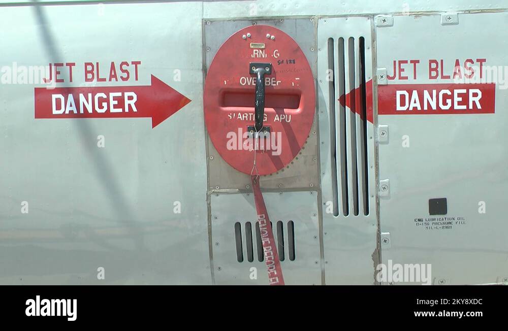 Military utility aircraft Stock Videos & Footage - HD and 4K Video ...