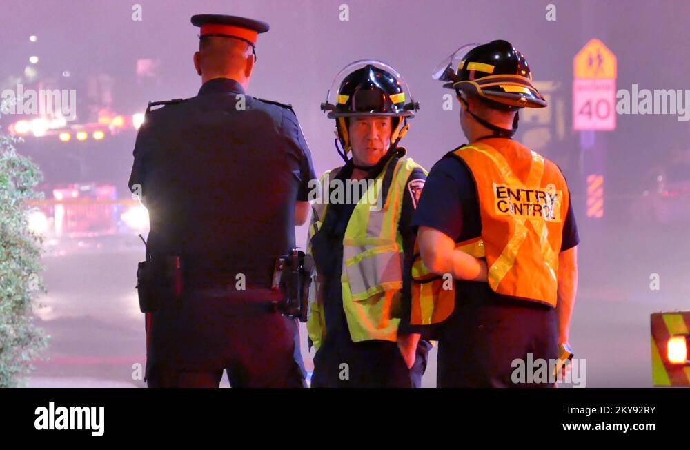Fire Officials Talking To Police Officer At Incident - 24fps 1080p ...
