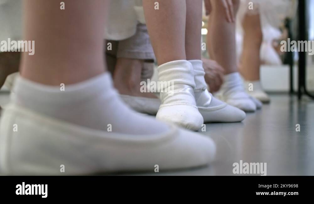 Ballet first position Stock Videos & Footage - HD and 4K Video Clips ...