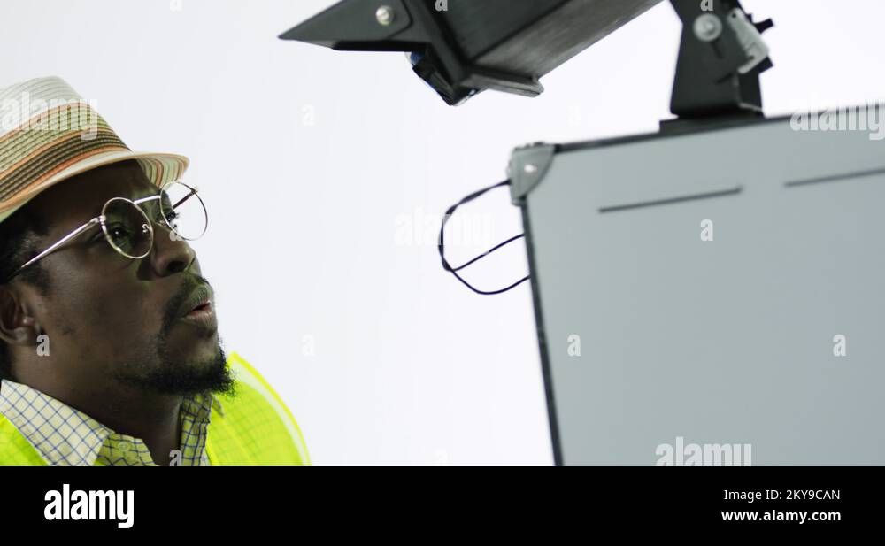 Good operator Stock Videos & Footage - HD and 4K Video Clips - Alamy