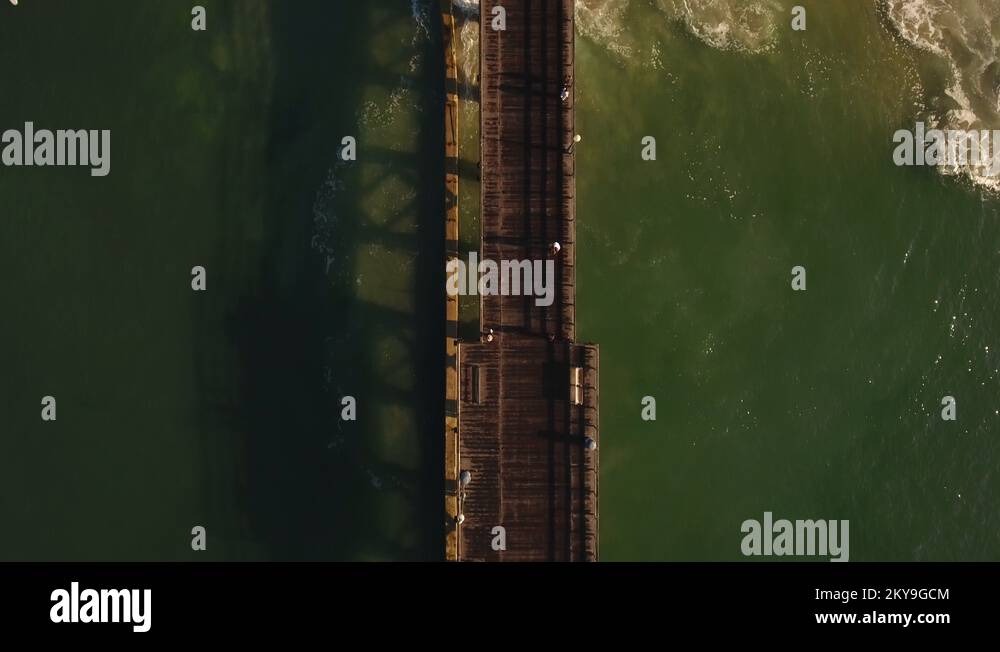 Pier over fresh water Stock Videos & Footage - HD and 4K Video Clips ...