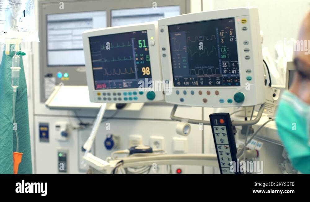 Vital signs machine Stock Videos & Footage - HD and 4K Video Clips - Alamy