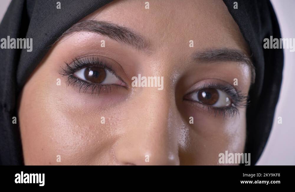 Veil eyes muslim girl Stock Videos & Footage - HD and 4K Video Clips ...