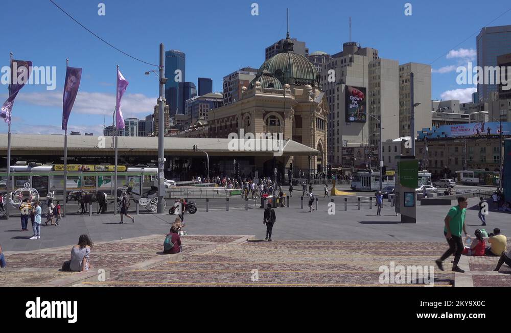 Buildings by federation square Stock Videos & Footage - HD and 4K Video ...