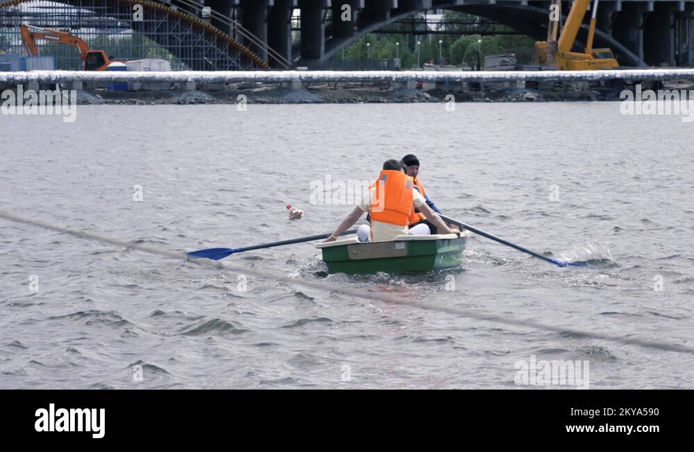 Men and raft Stock Videos & Footage - HD and 4K Video Clips - Alamy