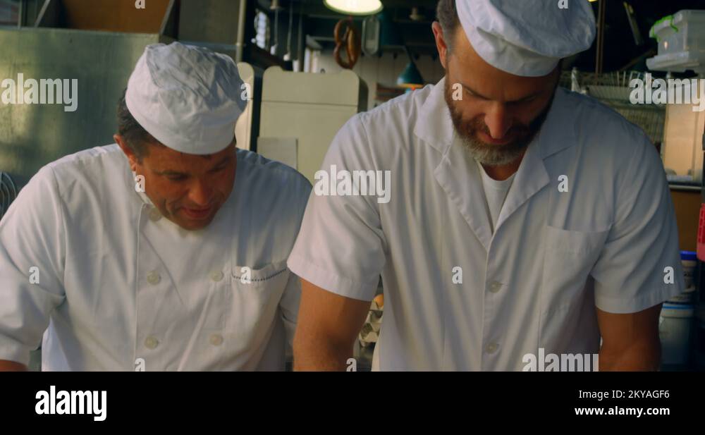 Male chefs Stock Videos & Footage - HD and 4K Video Clips - Alamy