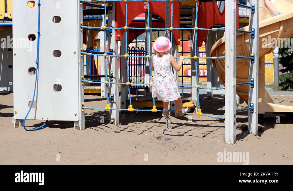 Child attractions Stock Videos & Footage - HD and 4K Video Clips - Alamy