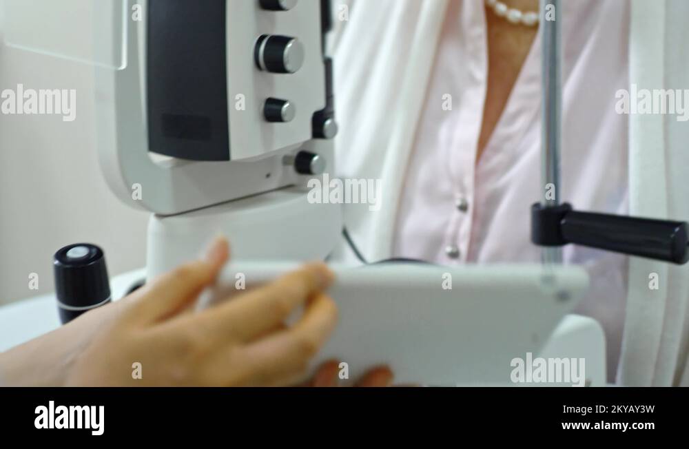 Digital eye test Stock Videos & Footage - HD and 4K Video Clips - Alamy