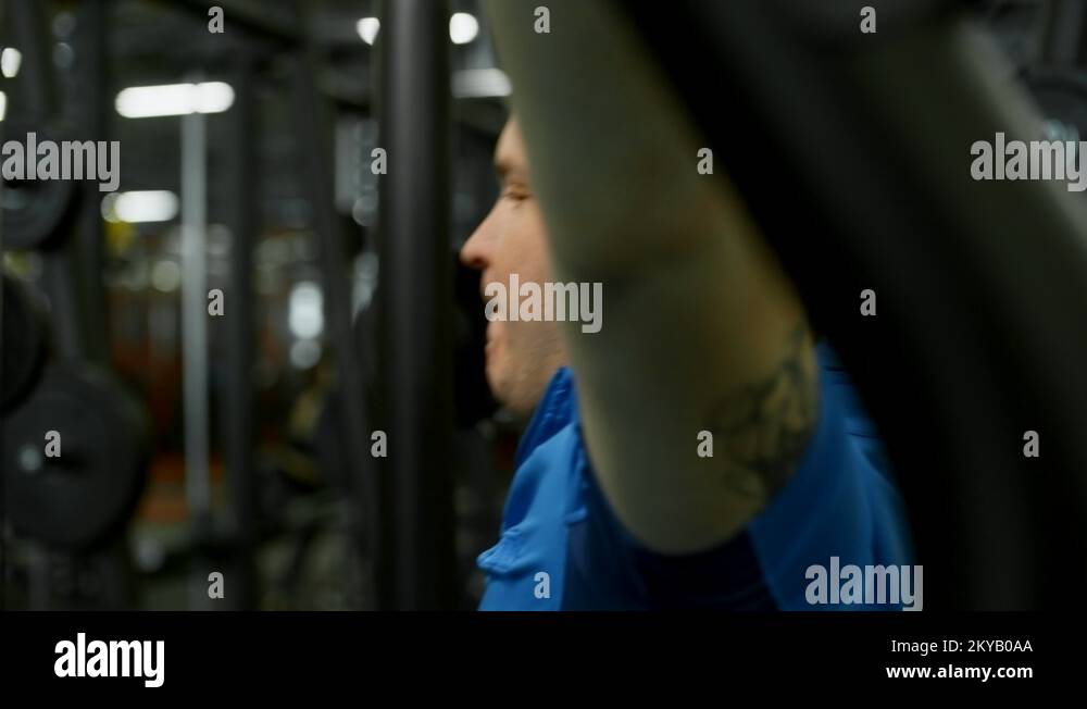 Man horizontal gym Stock Videos & Footage - HD and 4K Video Clips - Alamy