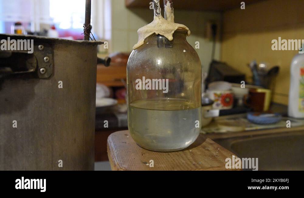 Dry distillation Stock Videos & Footage - HD and 4K Video Clips - Alamy