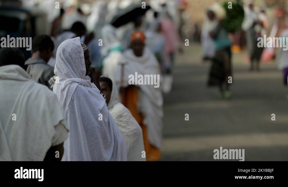 Ethiopia Gondar Marketplace street scene in Mekelle poverty village ...